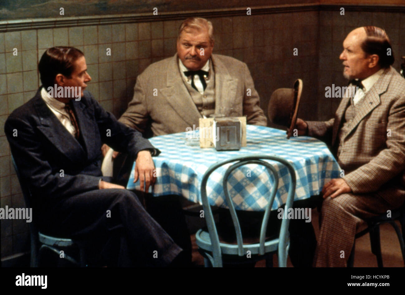 THE STARS FELL ON HENRIETTA, Brian Dennehy (c.), Robert Duvall, (r ...