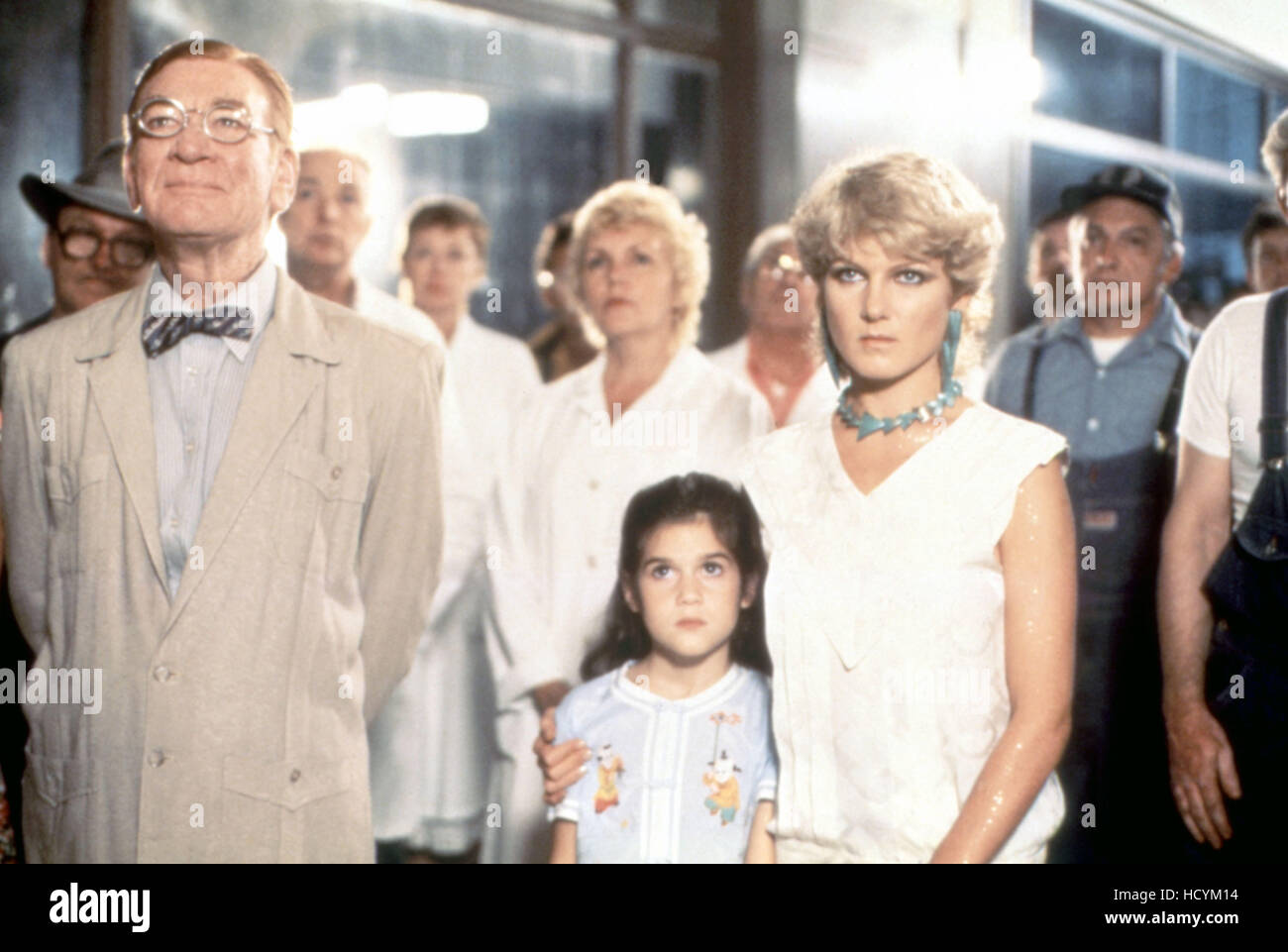 STRANGE INVADERS, (l-r): Kenneth Tobey, Lulu Sylbert, Diana Scarwid ...