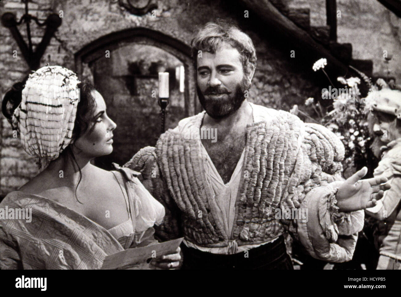 THE TAMING OF THE SHREW, Elizabeth Taylor, Richard Burton, 1967 Stock Photo - Alamy