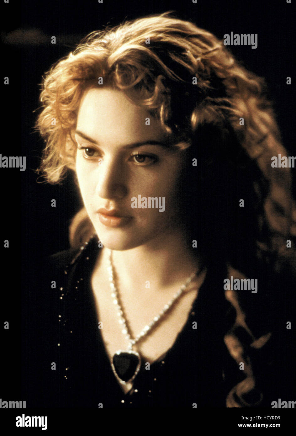 TITANIC, Kate Winslet, 1997, © Paramount / Courtesy: Everett Collection ...