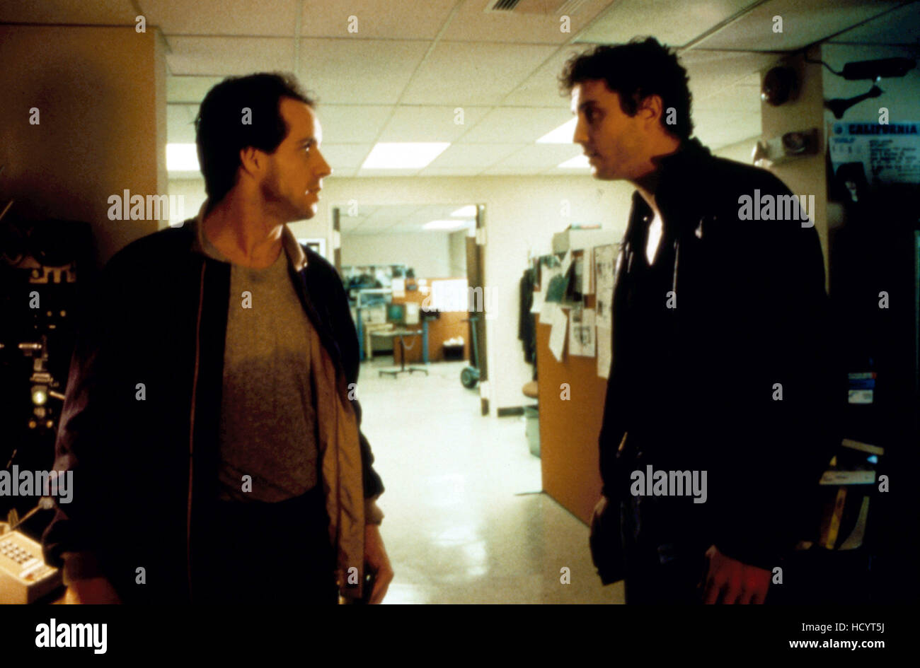 TO LIVE AND DIE IN L.A., William Petersen, John Pankow, 1985 Stock ...