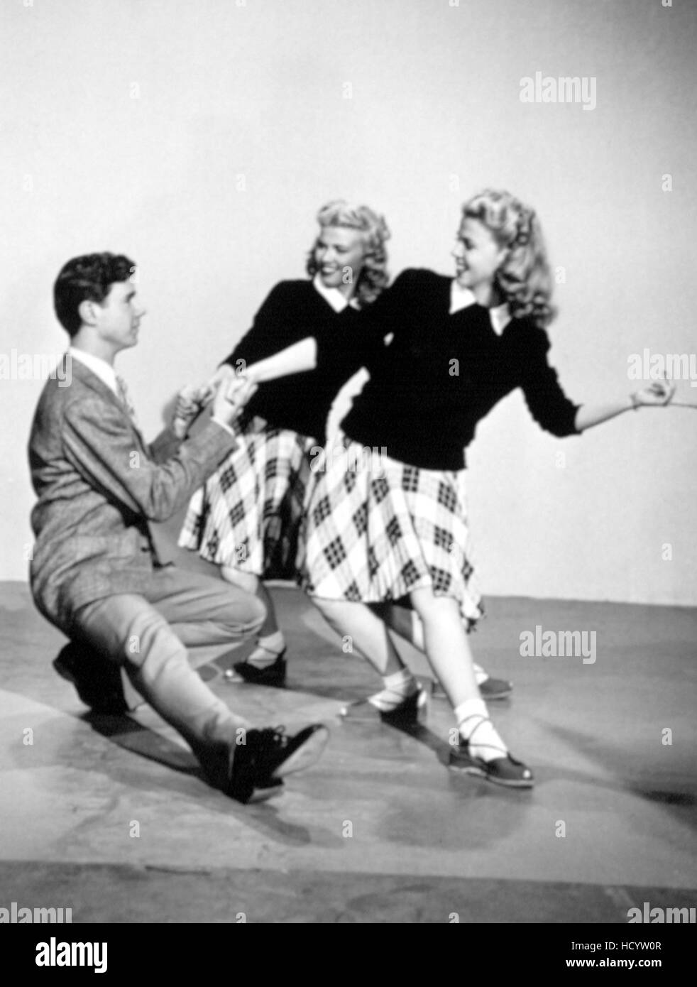 TWICE BLESSED, Preston Foster, Lee and Lyn Wilde, 1945 Stock Photo - Alamy