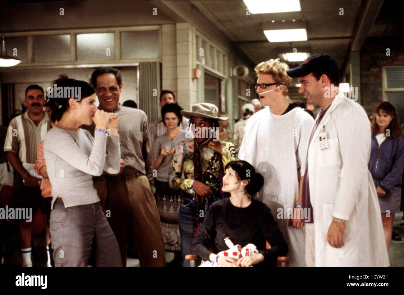 28 DAYS, Sandra Bullock, Reni Santoni, Marianne Jean-Baptiste, Azura Skye, Alan Tudyk, Mike O ...