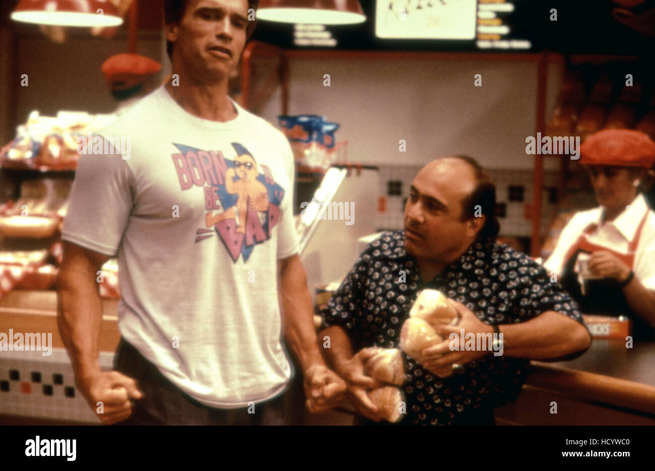 TWINS, Arnold Schwarzenegger, Danny DeVito, 1988, (c)Universal Pictures ...