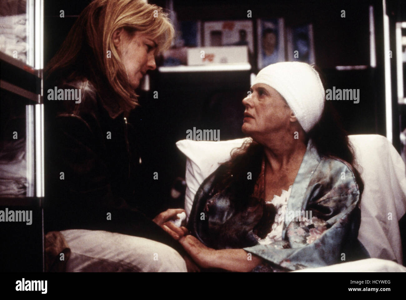 TWISTER, from left: Helen Hunt, Lois Smith, 1996, © Warner Brothers ...