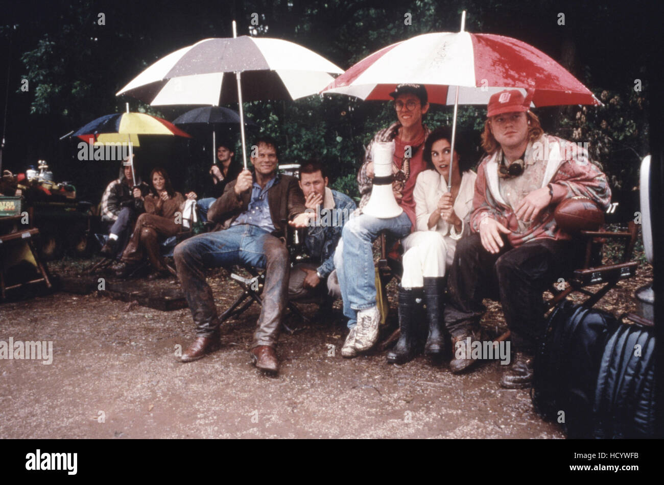 TWISTER, Bill Paxton (holding black and white umbrella), Todd field ...