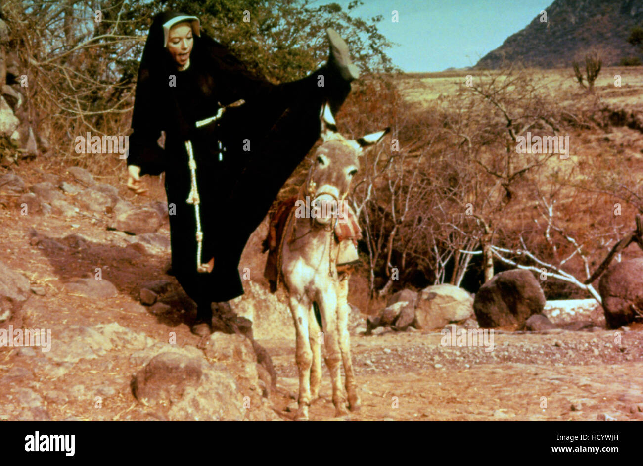 TWO MULES FOR SISTER SARA, Shirley MacLaine, 1970 Stock Photo - Alamy