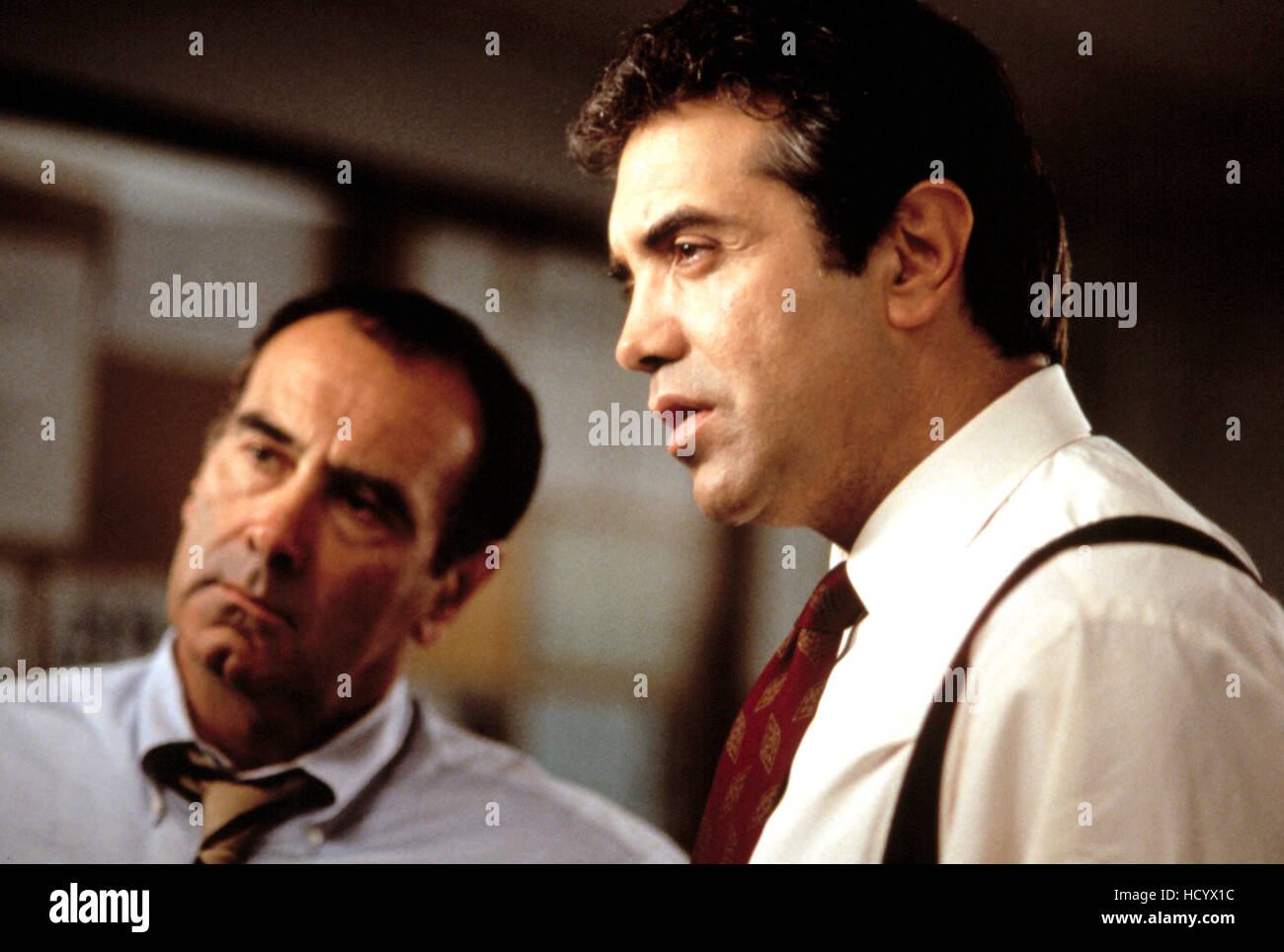 THE USUAL SUSPECTS, Dan Hedaya, Chazz Palminteri, 1995 Stock Photo - Alamy
