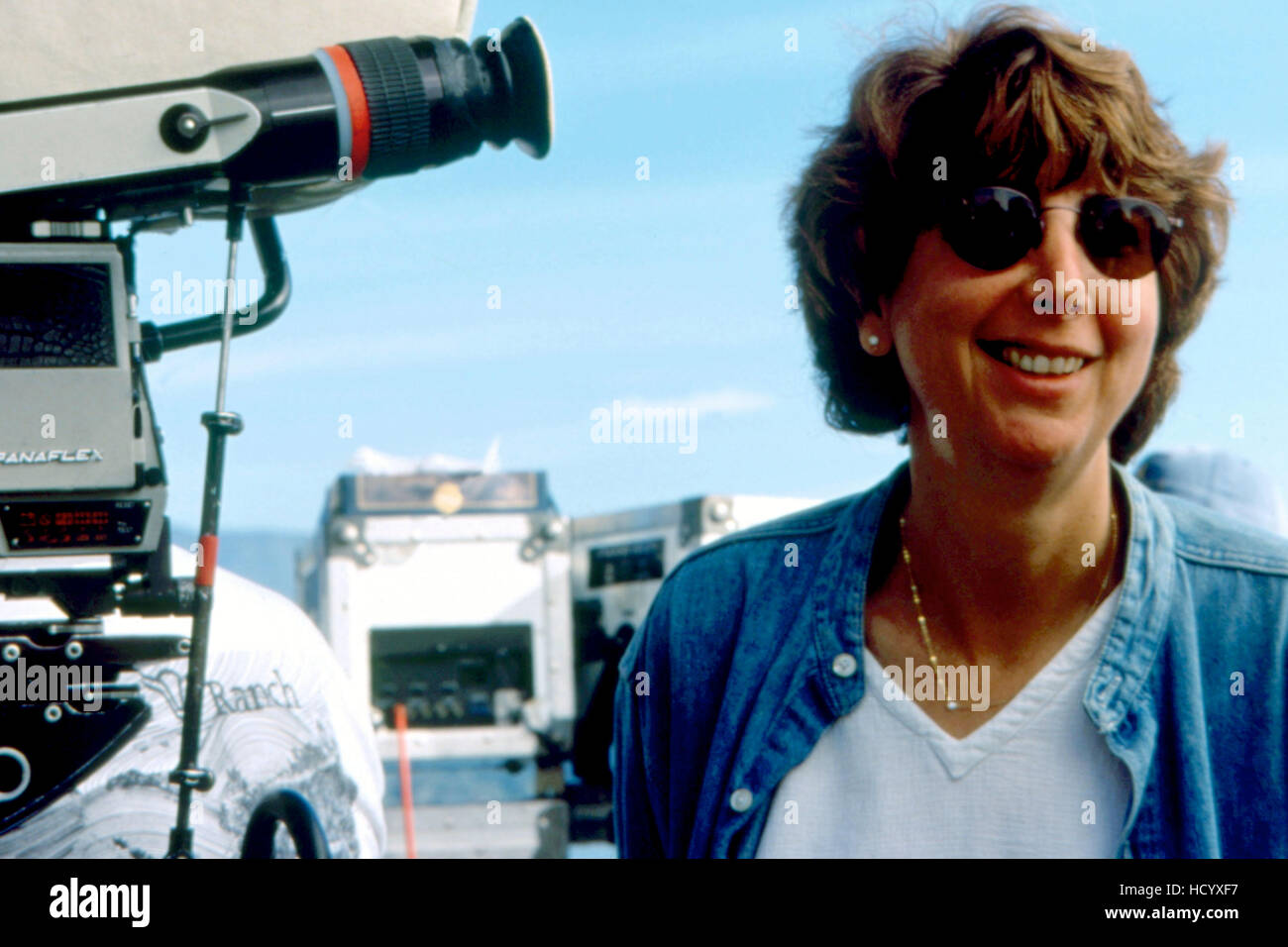 A VERY BRADY SEQUEL, Director Arlene Sanford, on set, 1996, (c ...