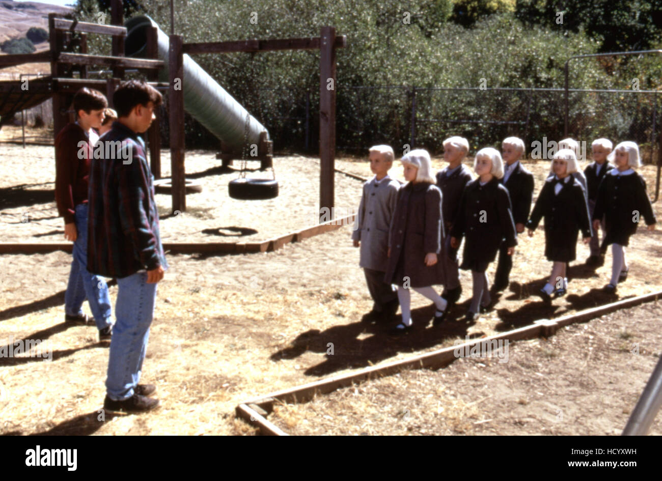 VILLAGE OF THE DAMNED, possessed children, 1995, (c)MCA Universal ...