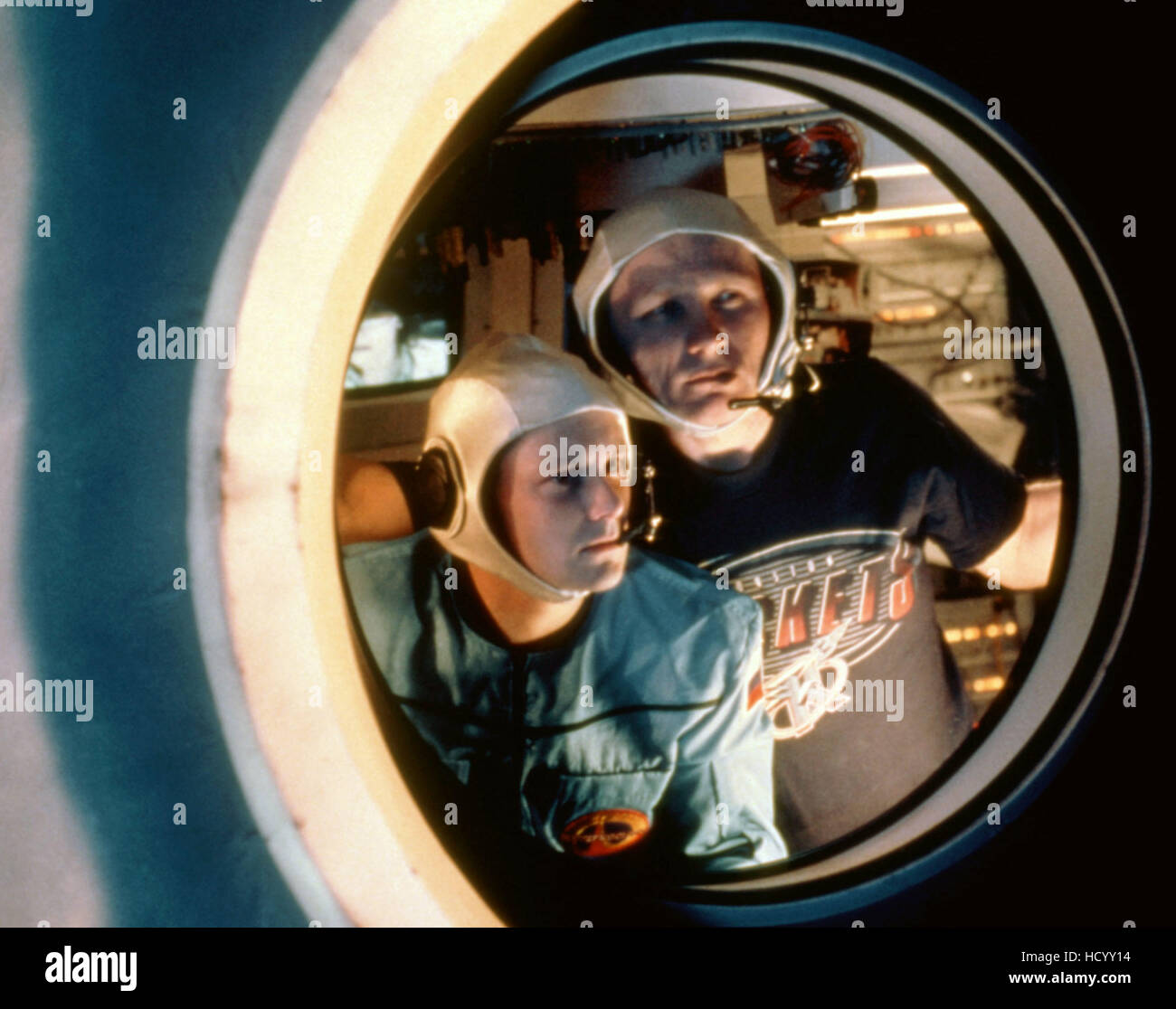 VIRUS, Keith Flippen, Yuri Chervotkin, 1999, (c)MCA Universal/courtesy ...