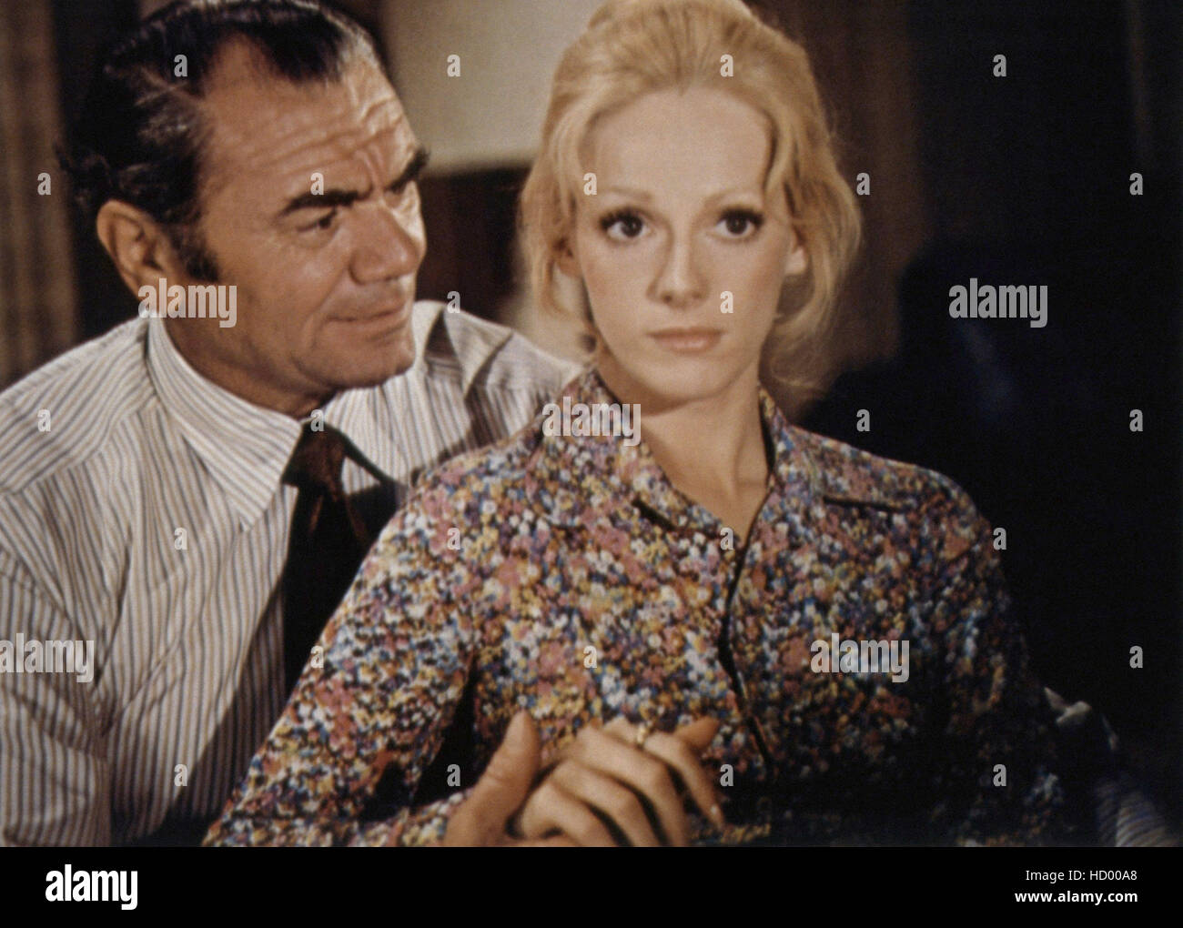 WILLARD, Ernest Borgnine, Sondra Locke, 1971 Stock Photo - Alamy