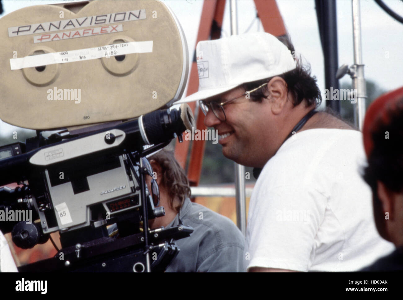 WILDER NAPALM, Director Glenn Gordon Caron, 1993. (c) TriStar Pictures ...