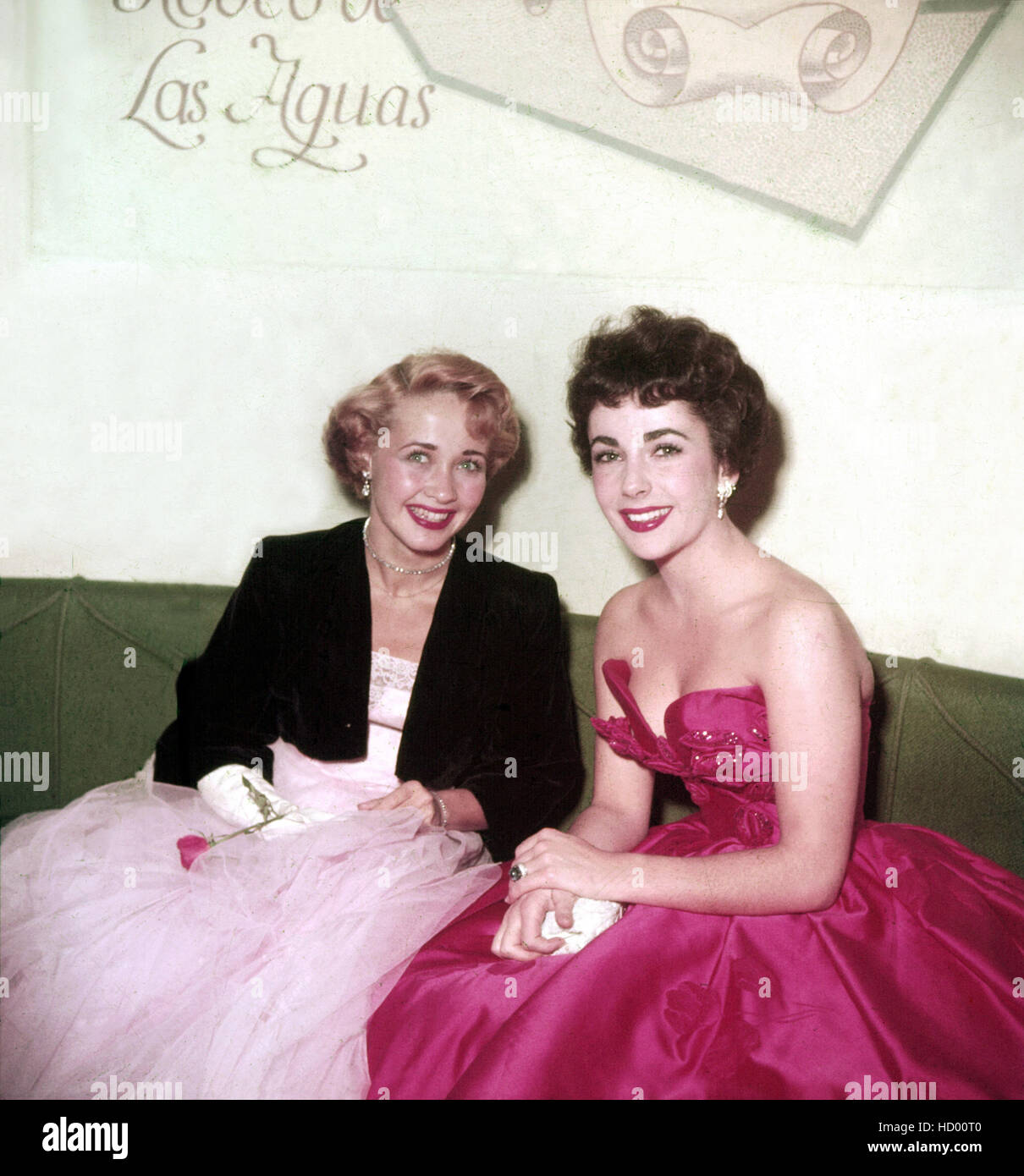 Elizabeth Taylor and Jane Powell on the town, early 1950s Stock Photo ...