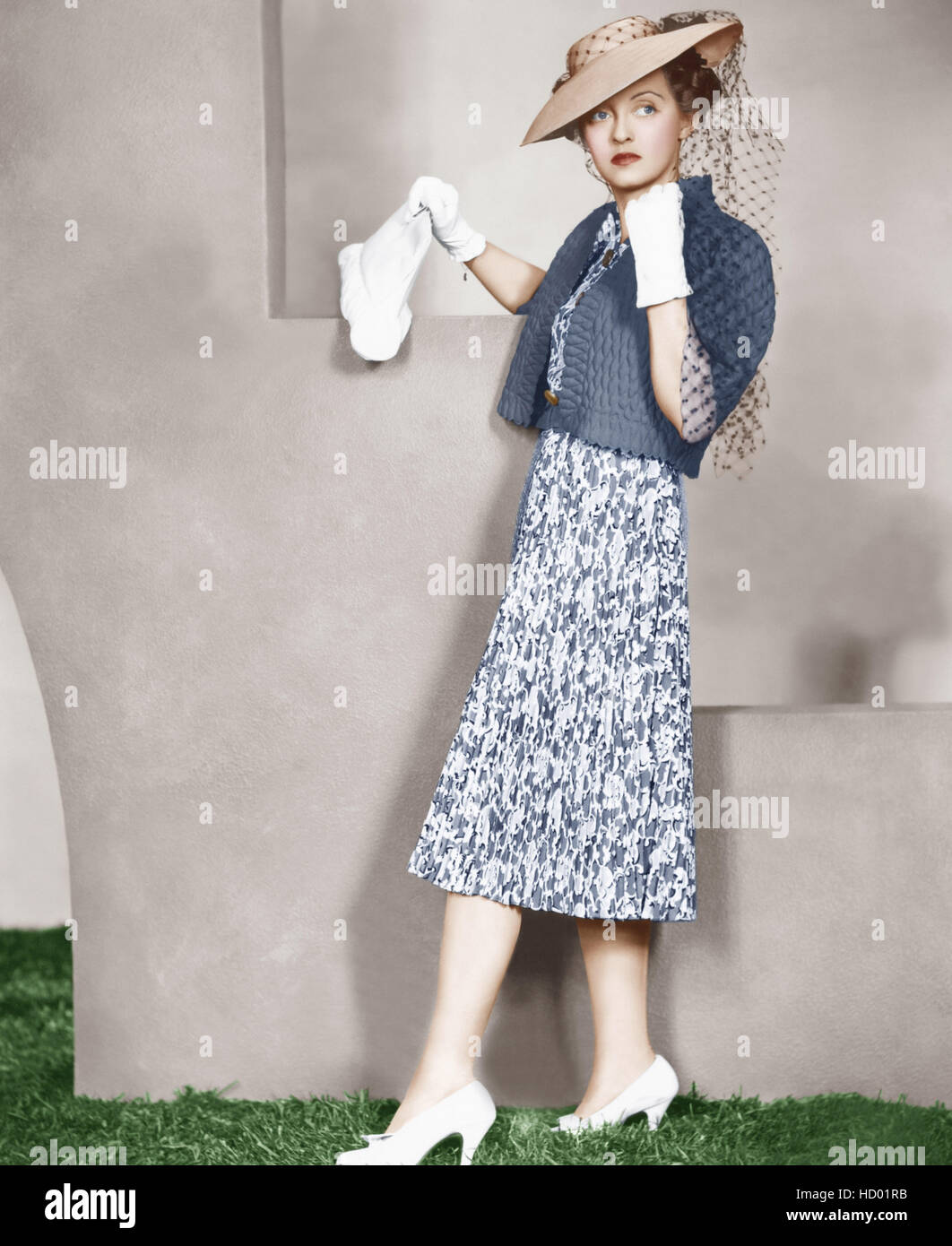 Bette Davis, ca. late 1930s Stock Photo - Alamy