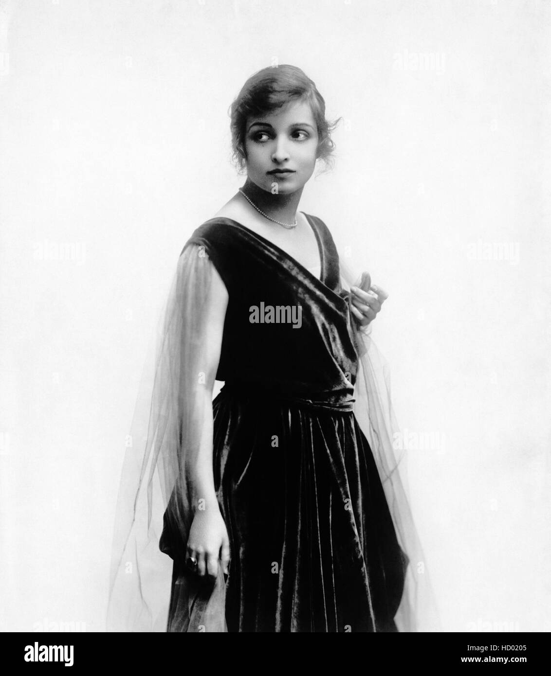 Alice Joyce, ca. mid-1910s Stock Photo - Alamy