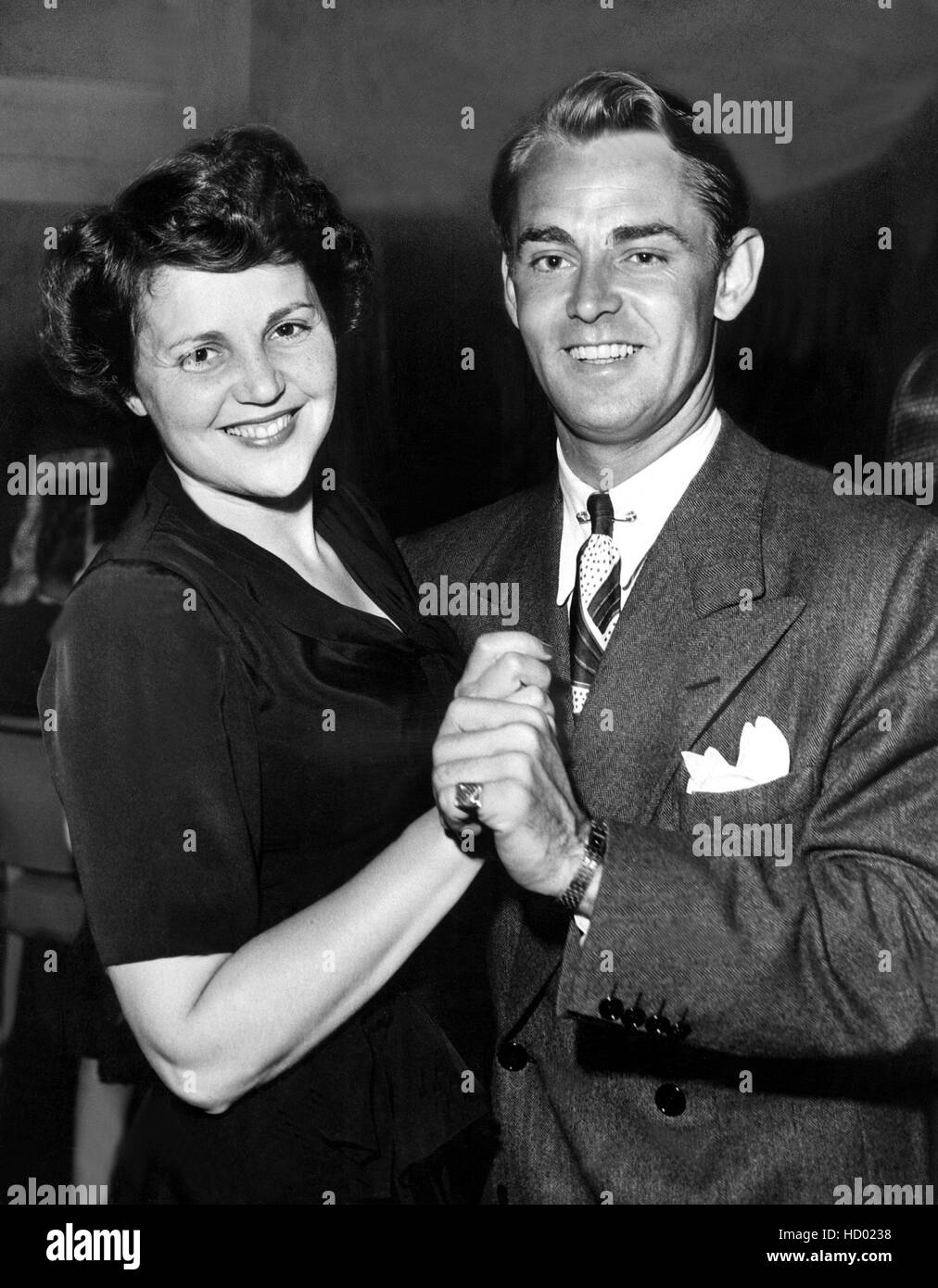 ALAN LADD, with wife Sue Carol at the Players Club, July 10th, 1942 ...
