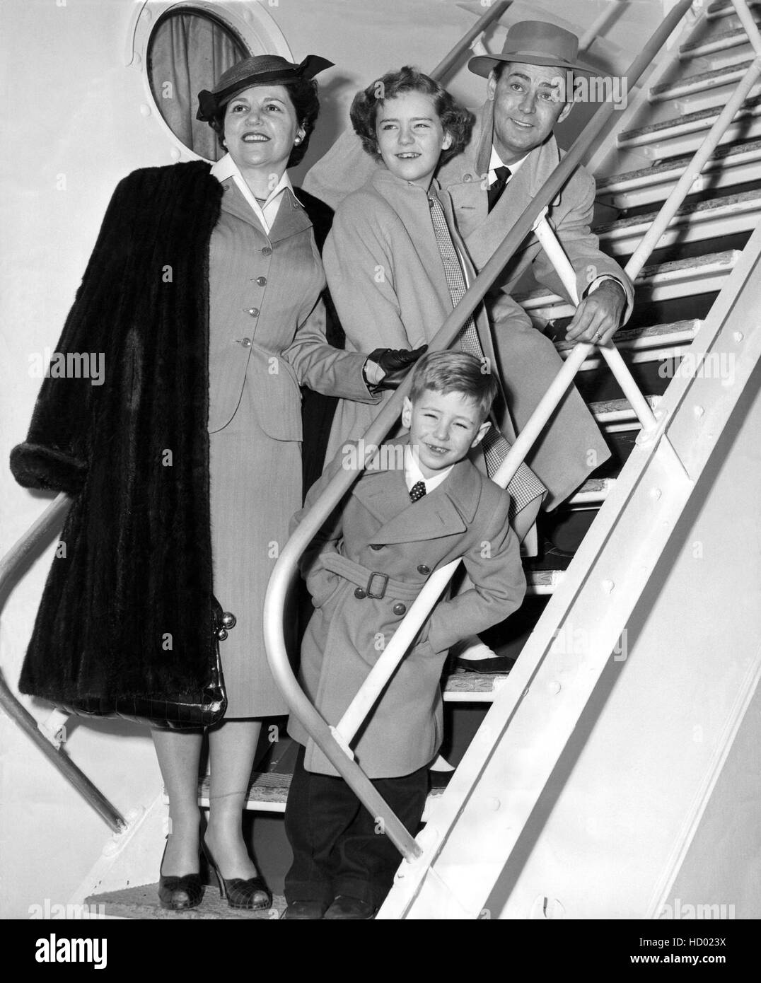 From left: Sue Carol (Mrs. Alan Ladd), David Ladd, Alana Ladd, David ...