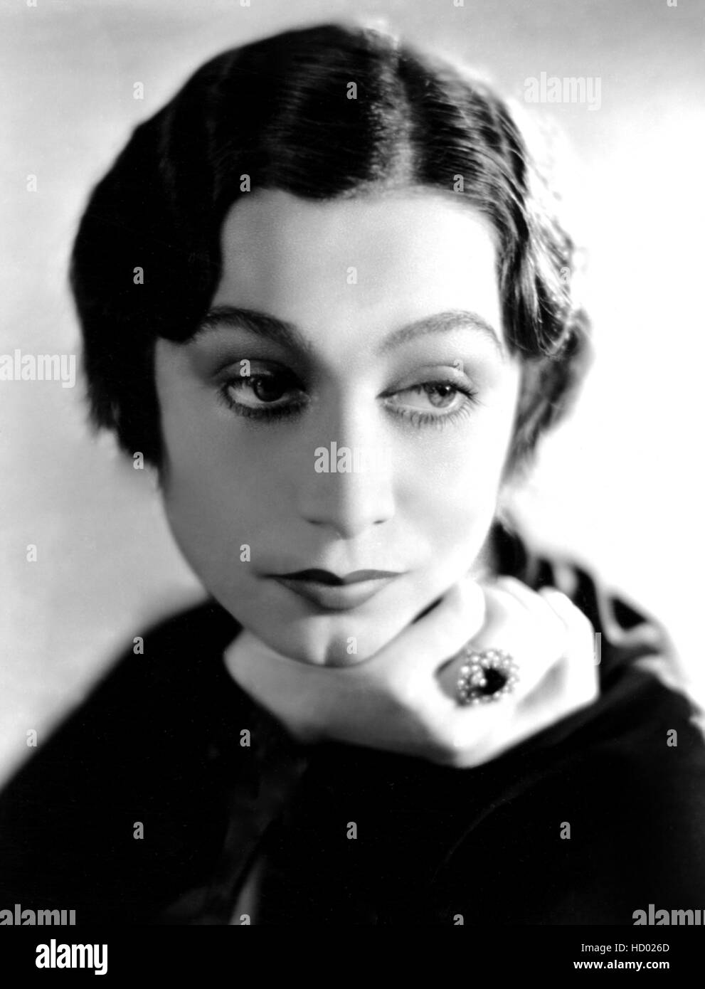 Aline MacMahon, Warner Bros. studio portrait, ca. 1933, photo: Elmer ...