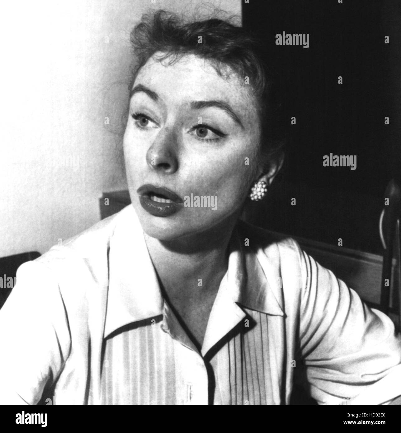Amanda Blake, in Los Angeles court, where she is granted divorce from ...