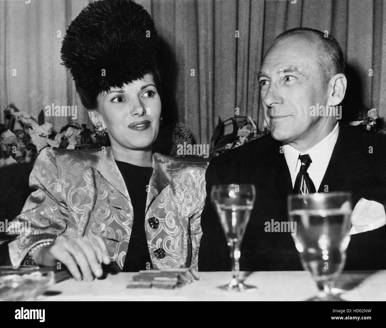 From left, Anita Colby, George Abbott, at Ciro's, 1945 Stock Photo - Alamy