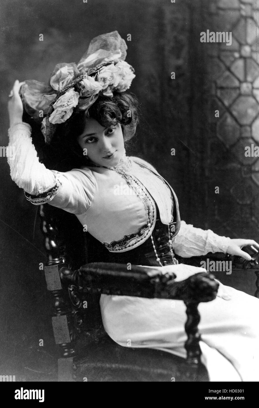 Anna Held, circa 1908 Stock Photo - Alamy