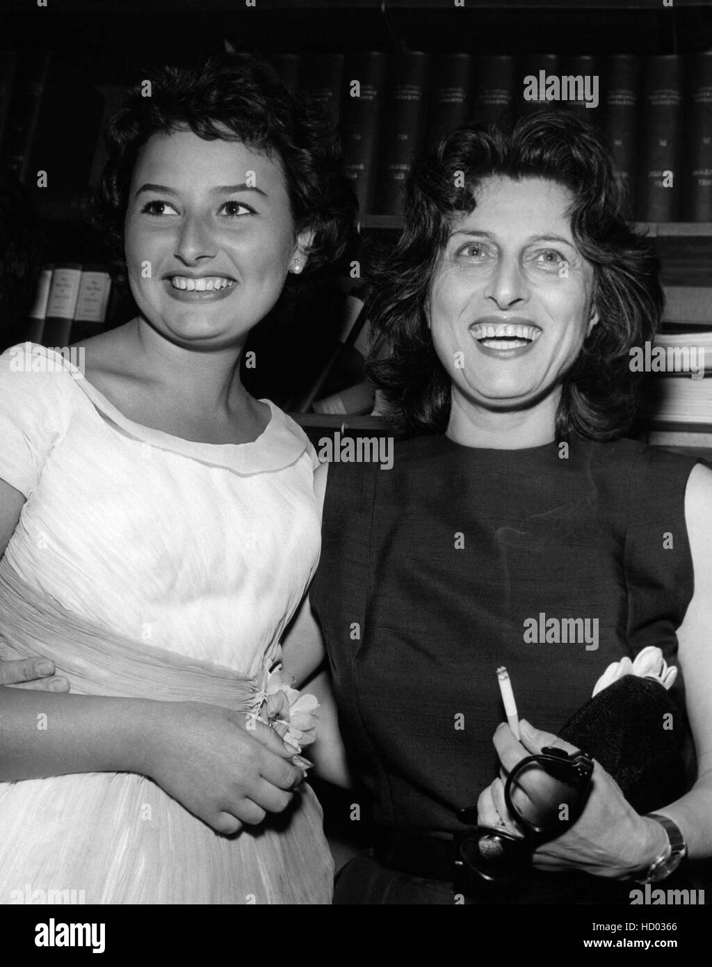 Anna Magnani (r) with Sophia Loren's sister, Maria, Hollywood, ca ...