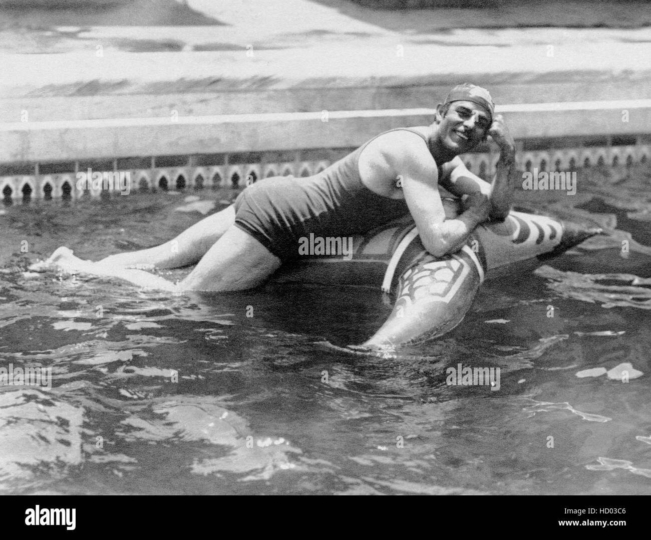 Bathing suit 1920s hi-res stock photography and images - Alamy