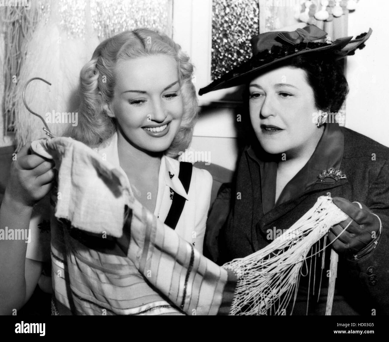 From left, Betty Grable, Louella Parsons, 1945 Stock Photo - Alamy From left, Betty Grable, Louella Parsons, 1945 Stock Photo - Alamy