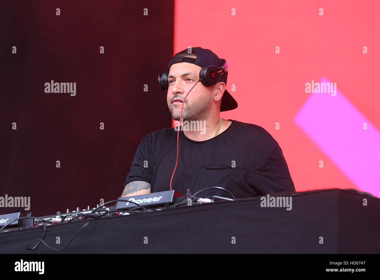 2016 Billboard Hot 100 Festival - Day 1 - Performances Featuring: DJ ...