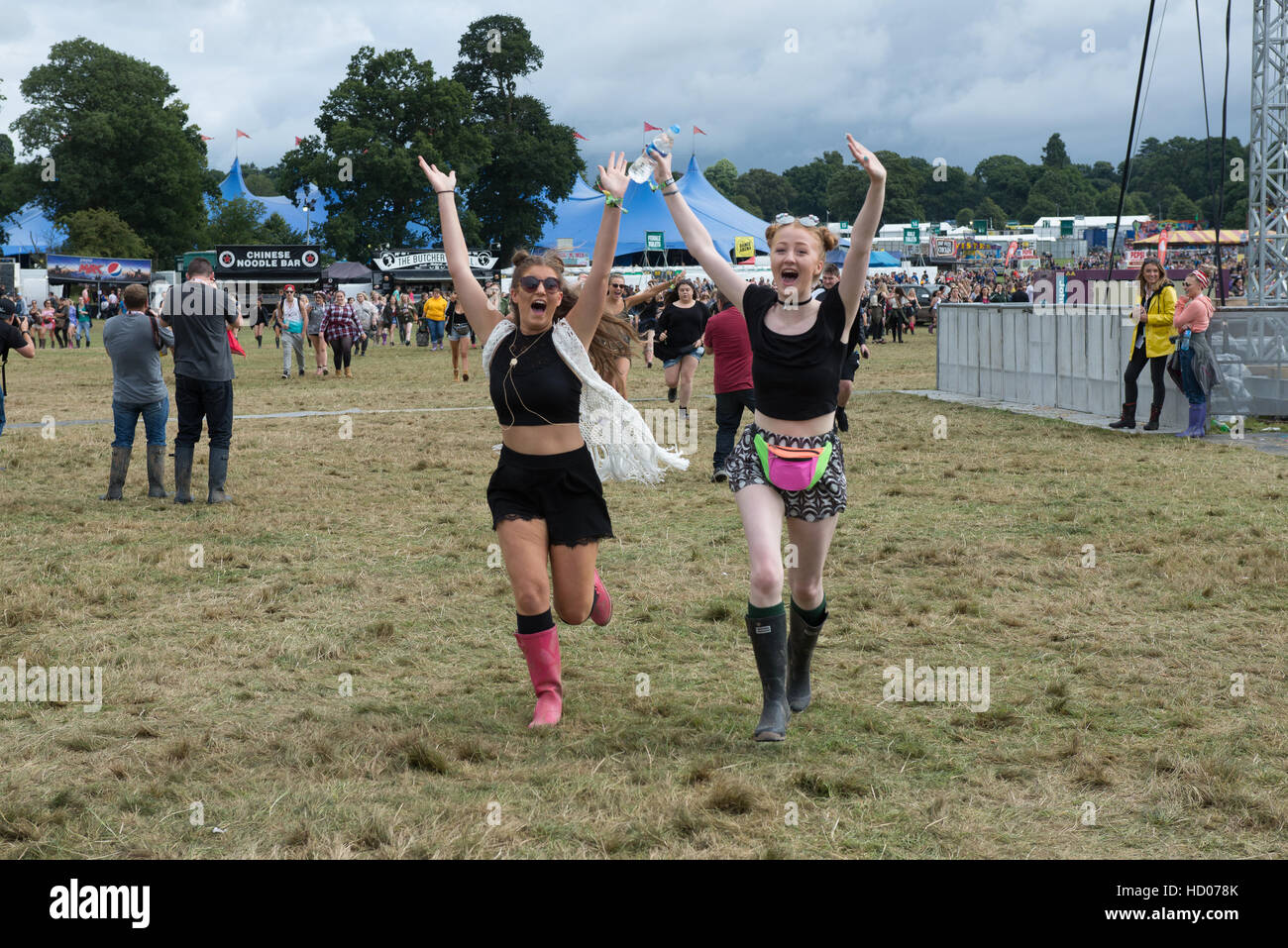 V Festival - Weston Park, Staffordshire - Day 2 Featuring: Atmosphere ...