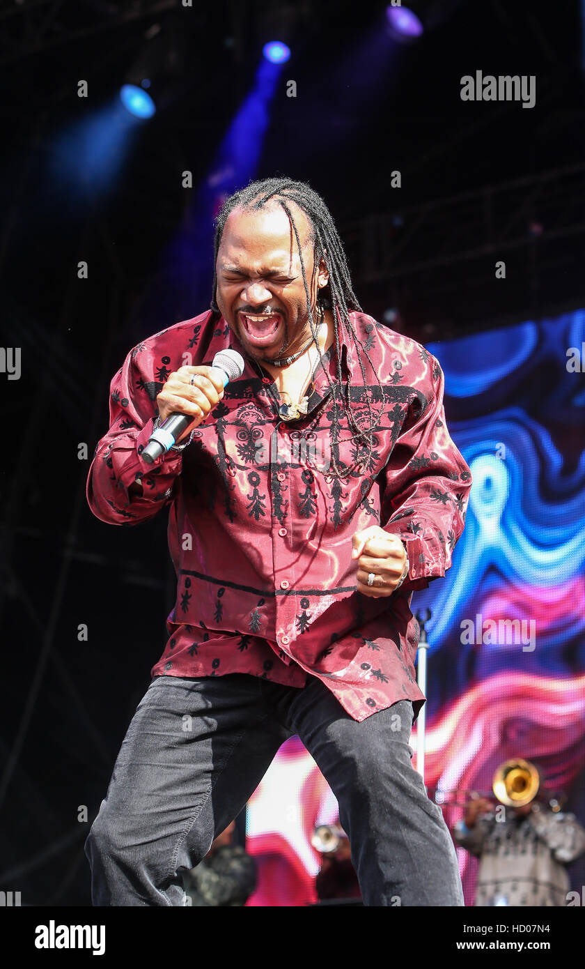 Rewind South Festival - Performances - Henley-on-Thames Earth, Wind and Fire Experience ...