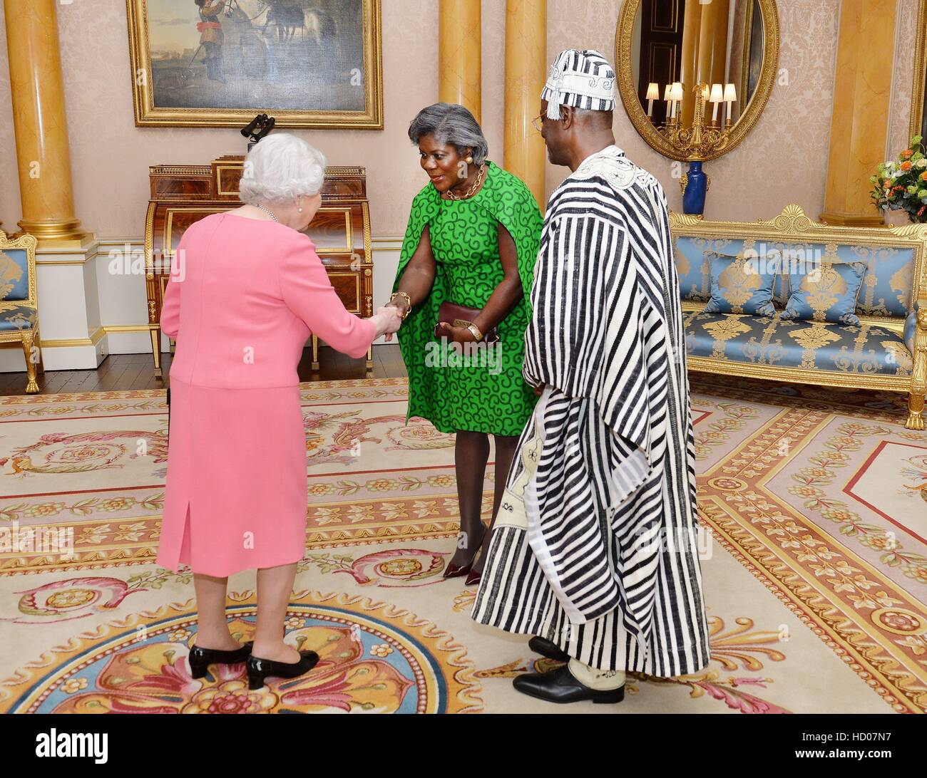 Queen Elizabeth II meets Mrs Sheriff the wife of His Excellency Dr ...