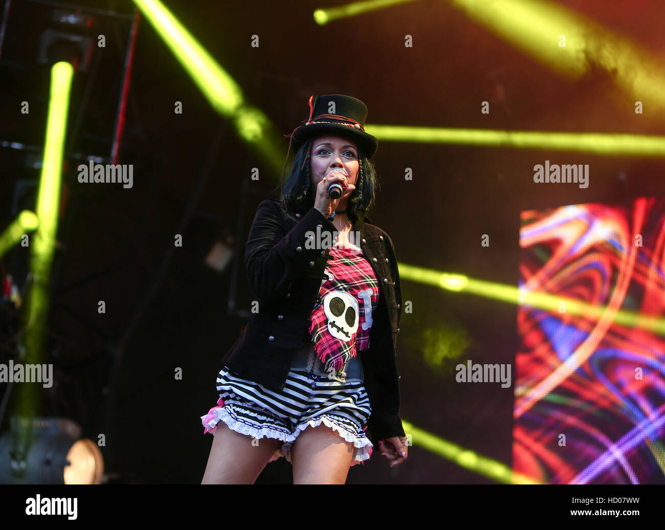 Rewind South Festival - Performances - Henley-on-Thames Annabella's Bow Wow Wow Featuring ...