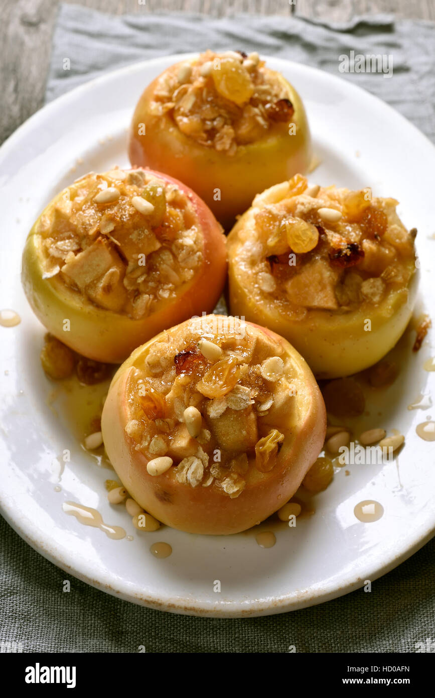 Baked apples, healthy fruit dessert Stock Photo - Alamy
