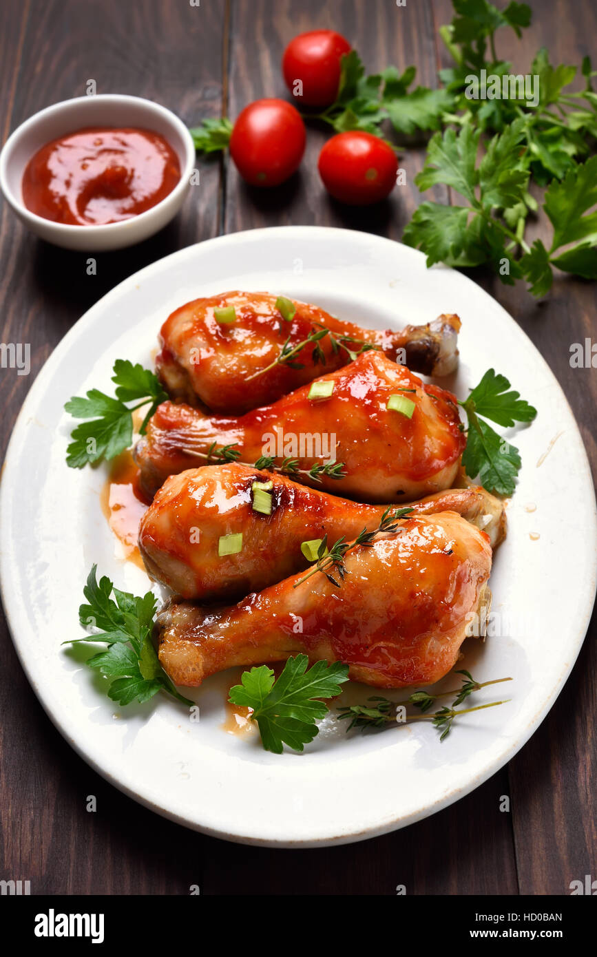Chicken in red sauce hi-res stock photography and images - Alamy