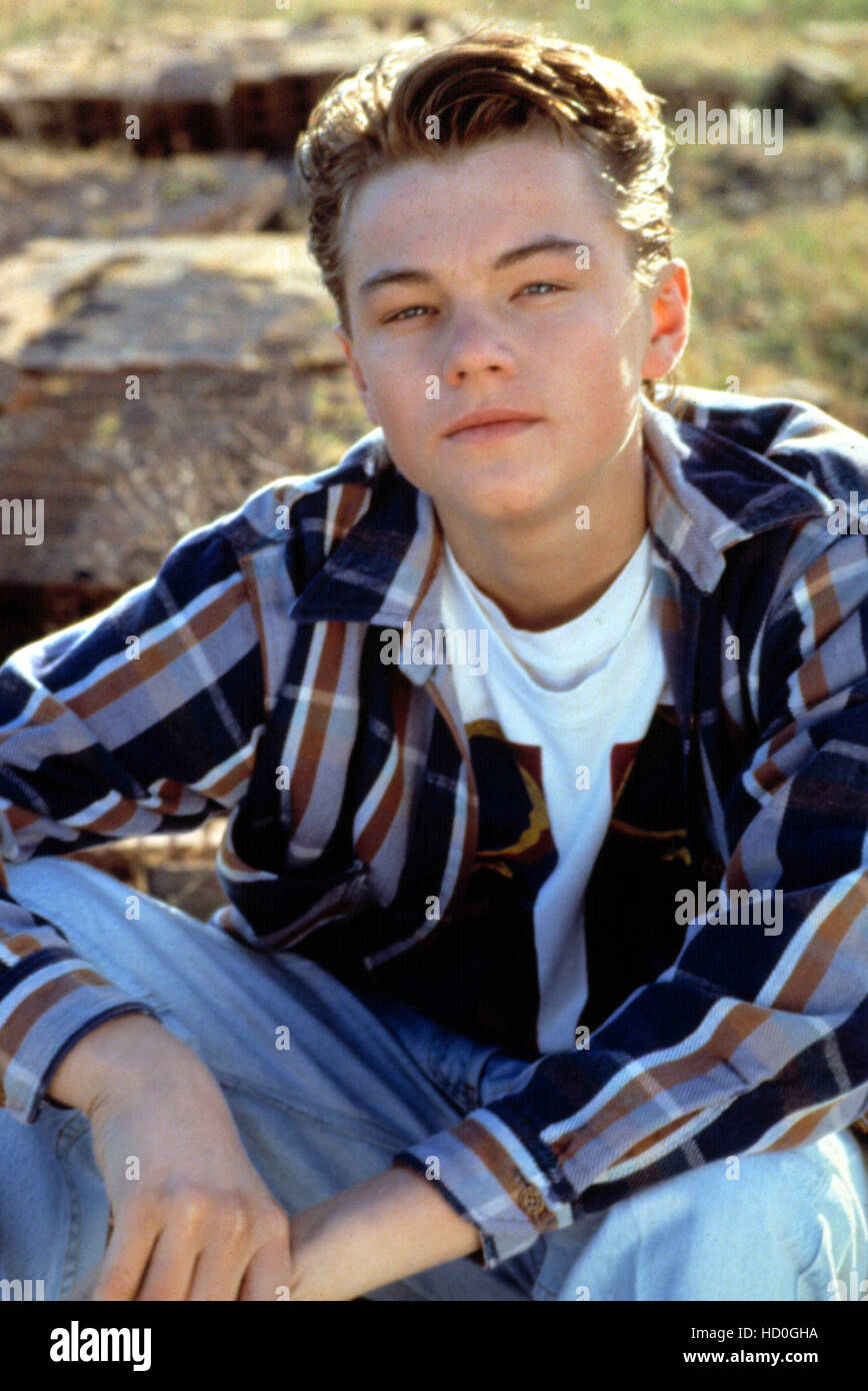 WHAT'S EATING GILBERT GRAPE?, Leonardo Di Caprio, 1993 Stock Photo - Alamy