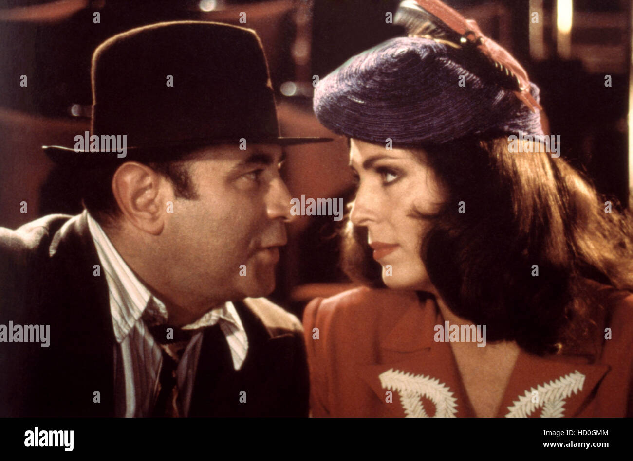 WHO FRAMED ROGER RABBIT, Bob Hoskins, Joanna Cassidy, 1988. ©Buena ...