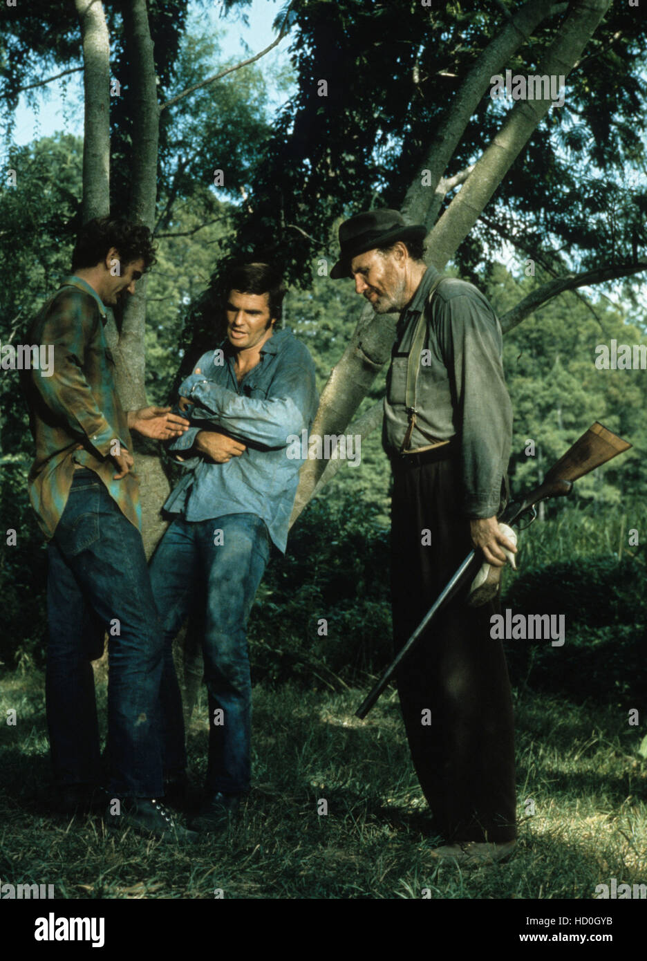 WHITE LIGHTNING, Burt Reynolds (center), R.G. Armstrong (right), 1973 ...