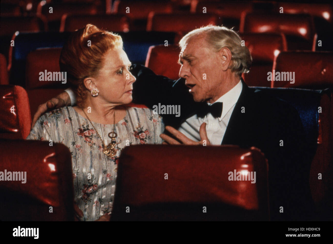 WRESTLING ERNEST HEMINGWAY, Piper Laurie, Richard Harris, 1993, (c ...