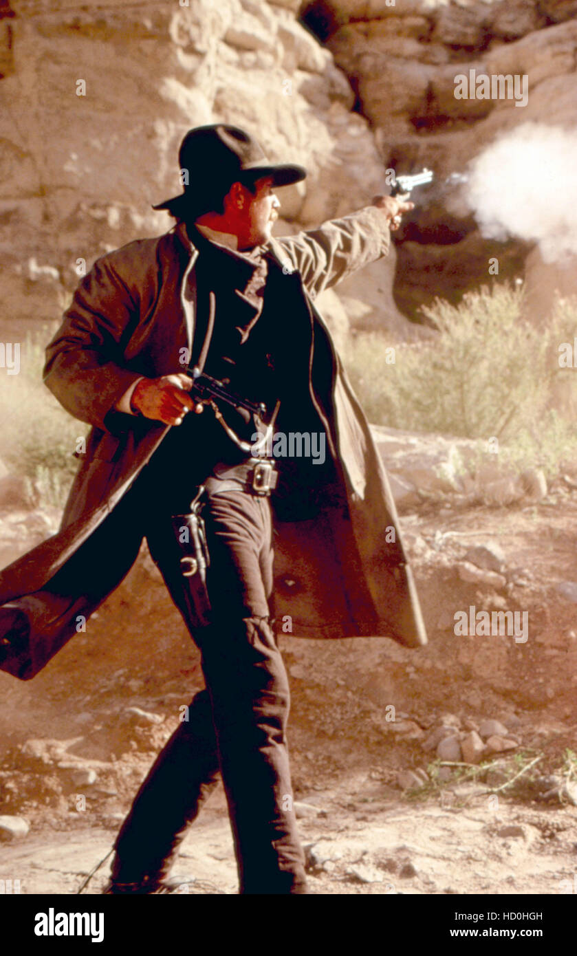 WYATT EARP, Kevin Costner as Wyatt Earp, 1994. (c) Warner Bros ...