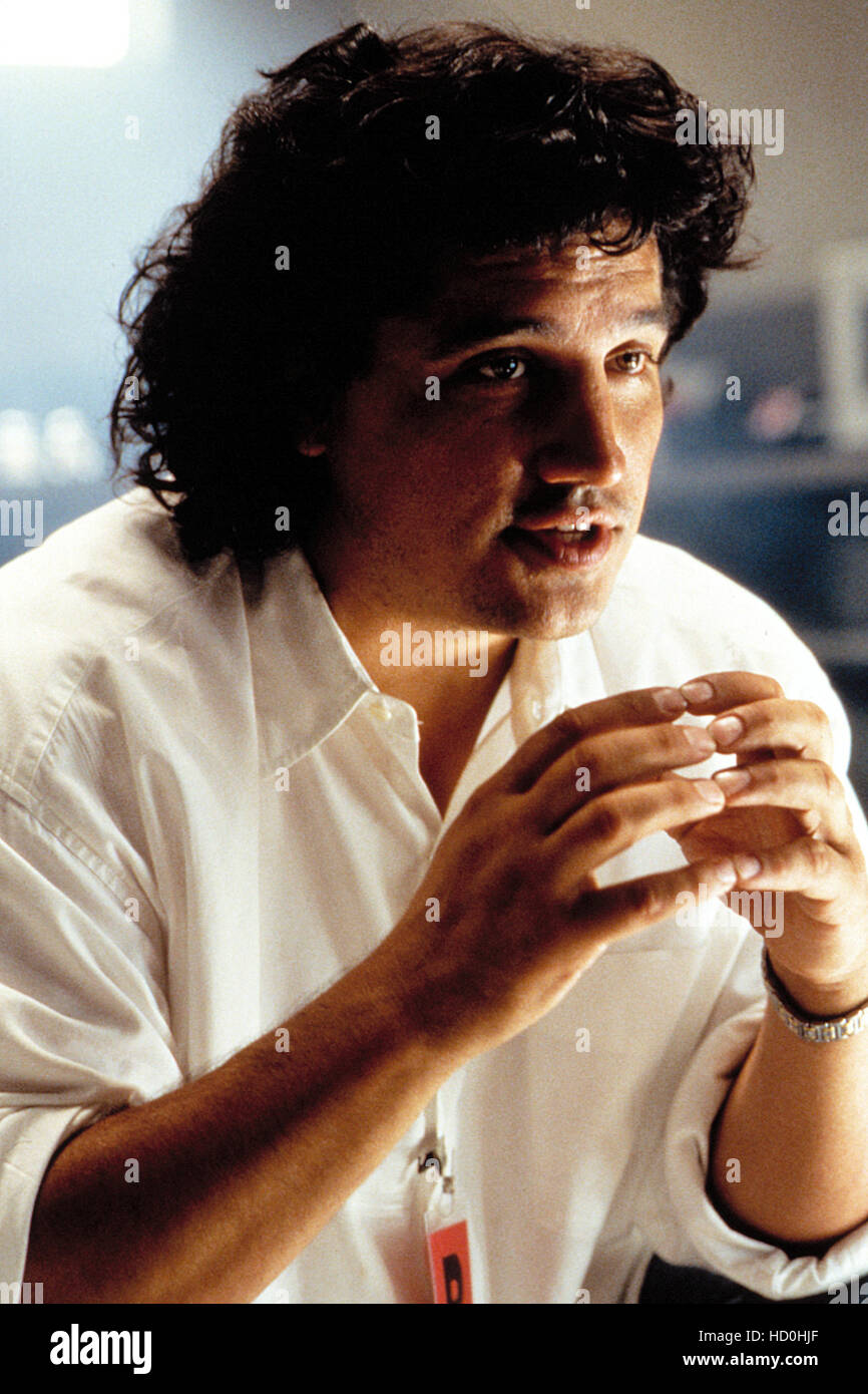 X-FILES MOVIE, Director Rob Bowman, 1998, TM & Copyright (c) 20th ...