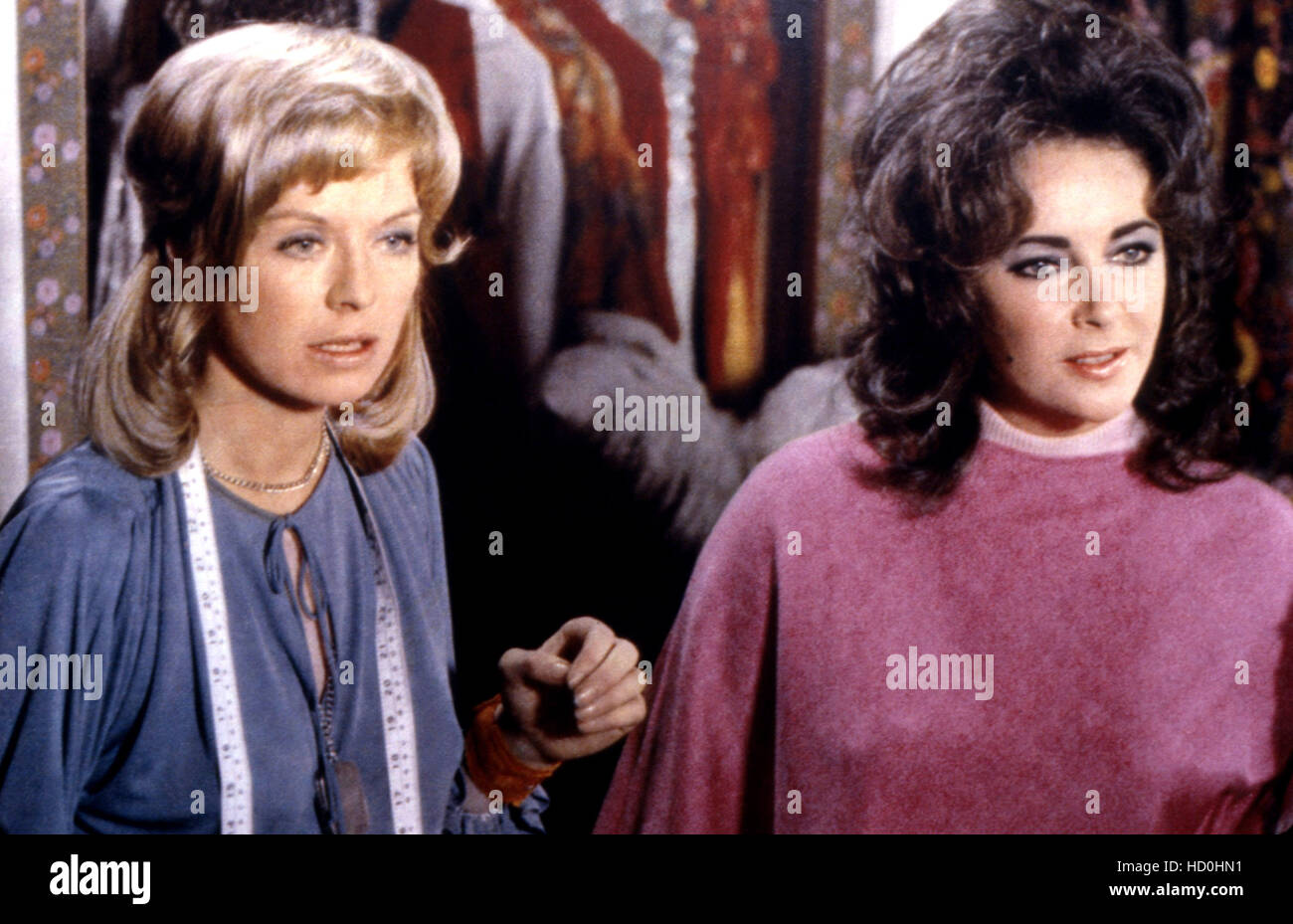 Elizabeth taylor susannah york zee hi-res stock photography and images ...