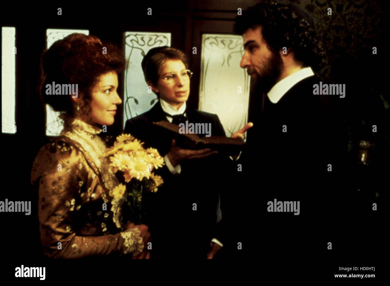 YENTL, Amy Irving, Barbra Streisand, Mandy Patinkin, 1983 Stock Photo ...