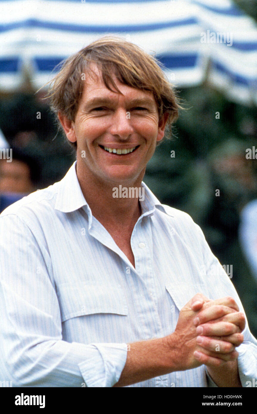 YEAR OF LIVING DANGEROUSLY, director Peter Weir on set, 1982, (c) MGM ...