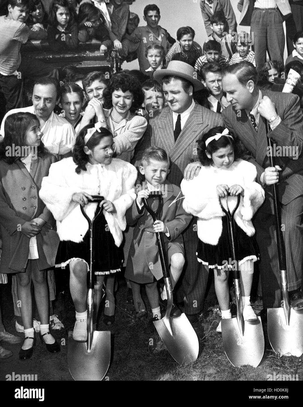 PATRICIA ANNE COSTELLO, PEGGY RYAN, BUD ABBOTT, JR., LOU COSTELLO ...