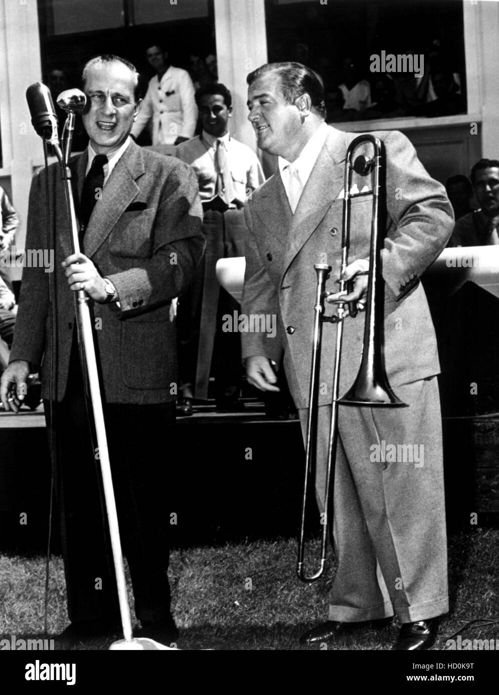 Bud Abbott and Lou Costello performing live, ca. late 1930s-early 1940s ...