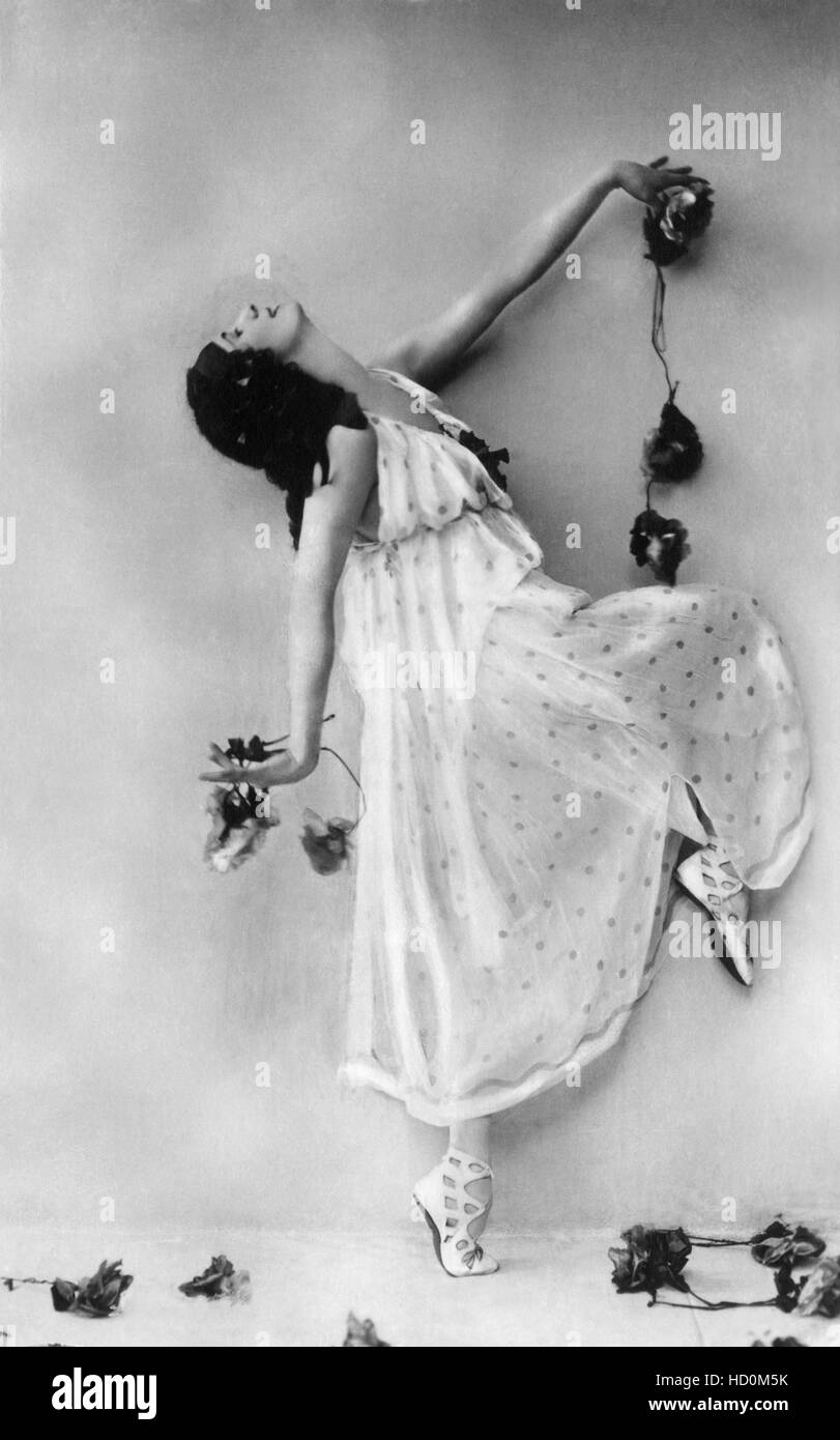 Anna Pavlova, ca. 1910 Stock Photo - Alamy