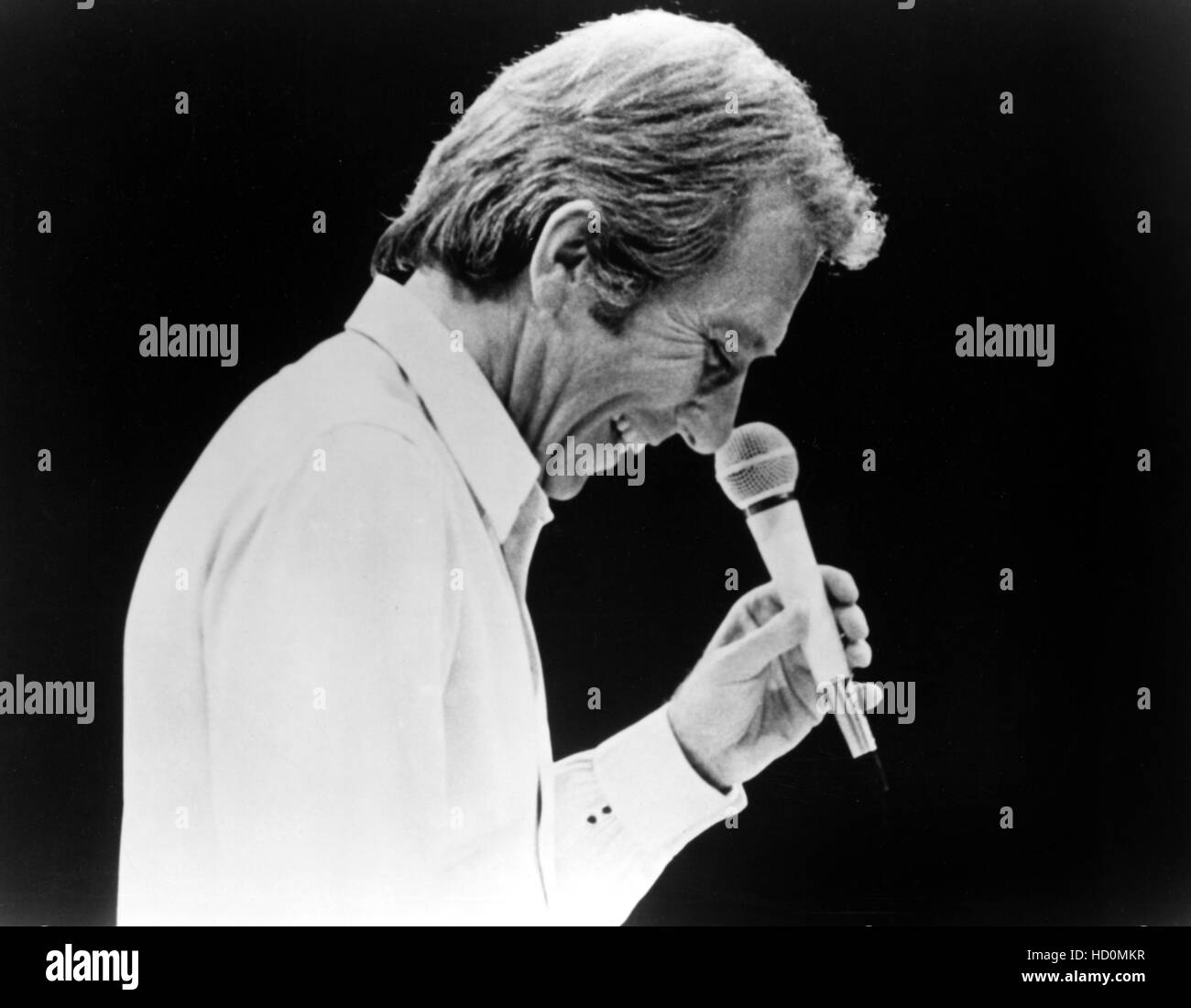 Andy Williams, performing ca. 1970s Stock Photo - Alamy