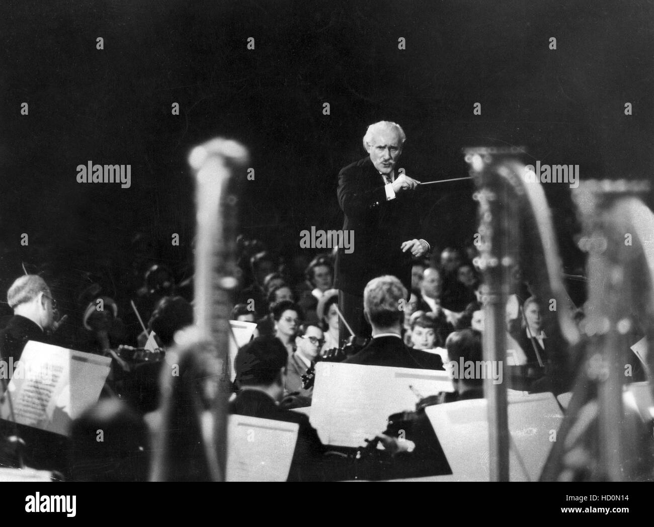 Arturo Toscanini conducting the NBC Symphony Orchestra in Studio 8H ...